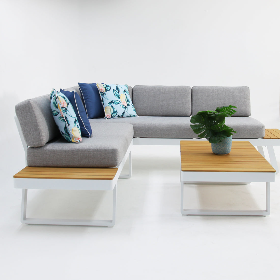 Charlton Corner Lounge Setting - White